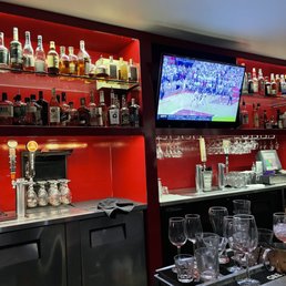 Turn 12 Monterey, CA 93940 | Explore Menu, Customer Reviews & Location