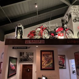 Turn 12 Monterey, CA 93940 | Explore Menu, Customer Reviews & Location